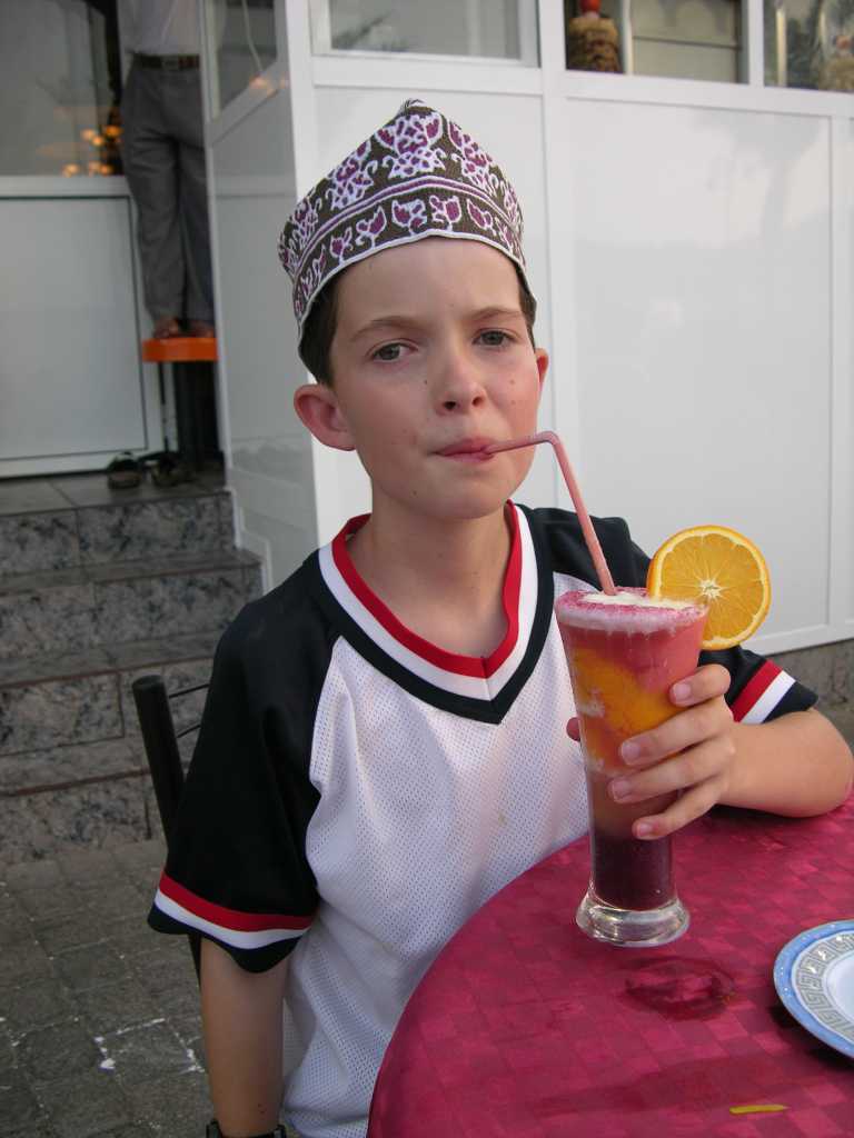 Muscat 03 Mutrah 08 Drinking Cocktail Juice
